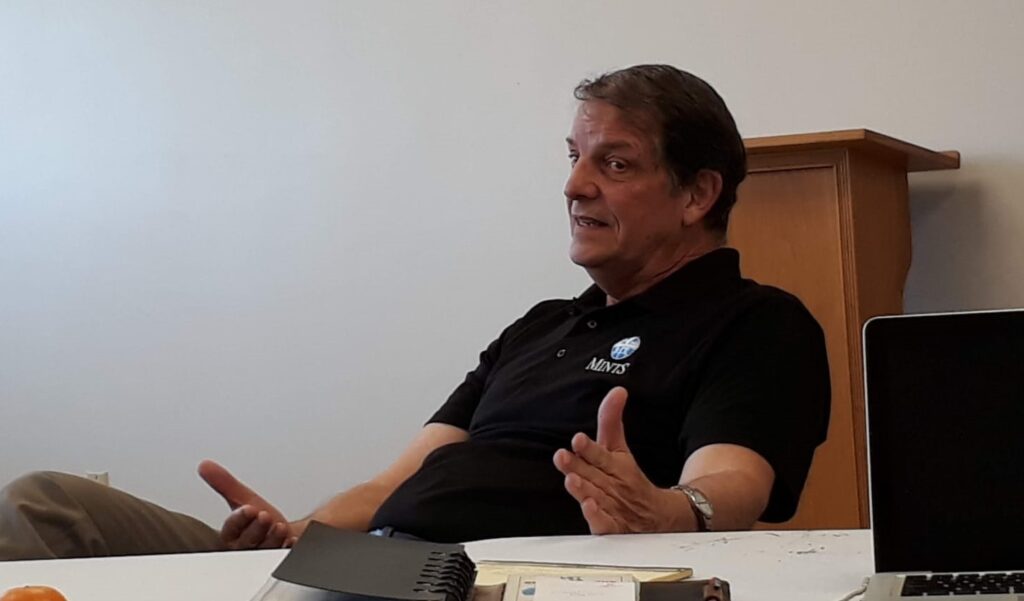 Decano Académico de MINTS, habla en Conferencia Bíblica de Iglesias ...